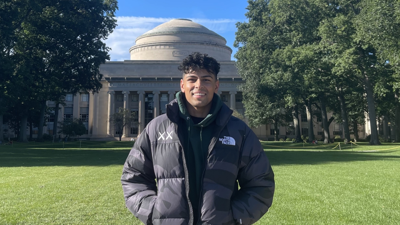 Student Wins at HackMIT | UC Davis Engineering